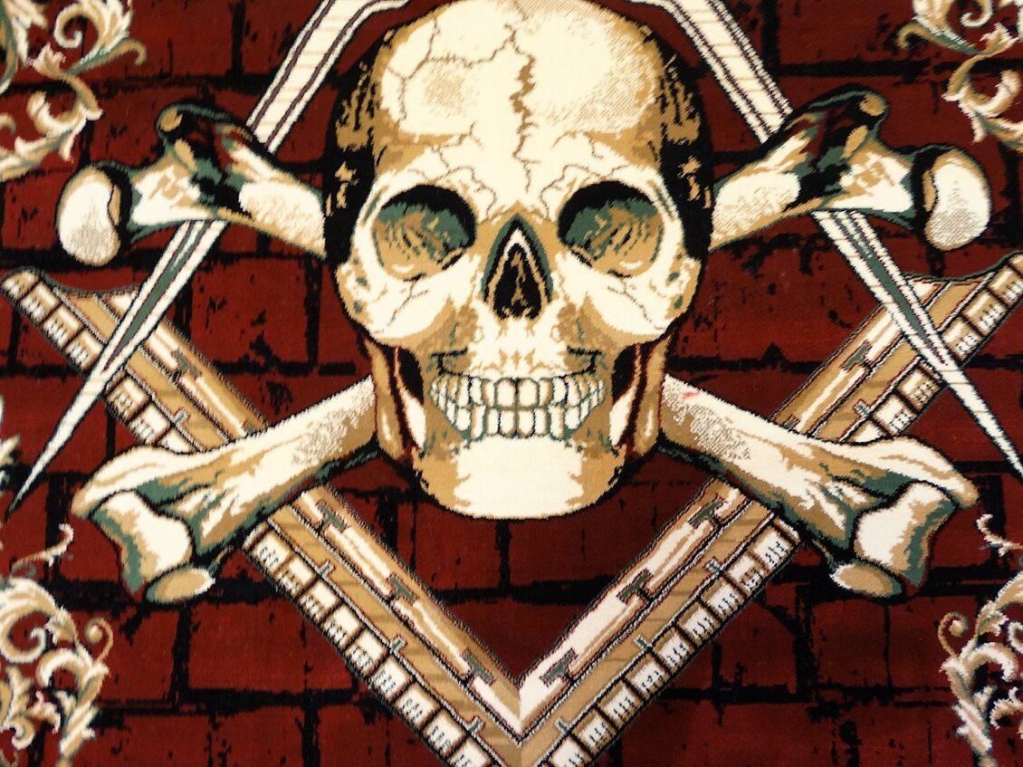 UNIQABLE, Masonic Skull and Bones Woven Area Rug Freemason Ring ...